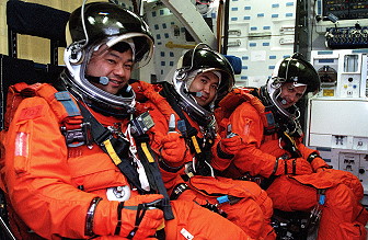 Spaceflight mission report: STS-92