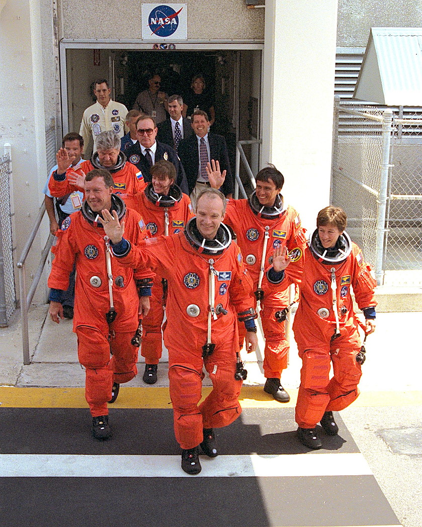 Crew STS-91 walkout
