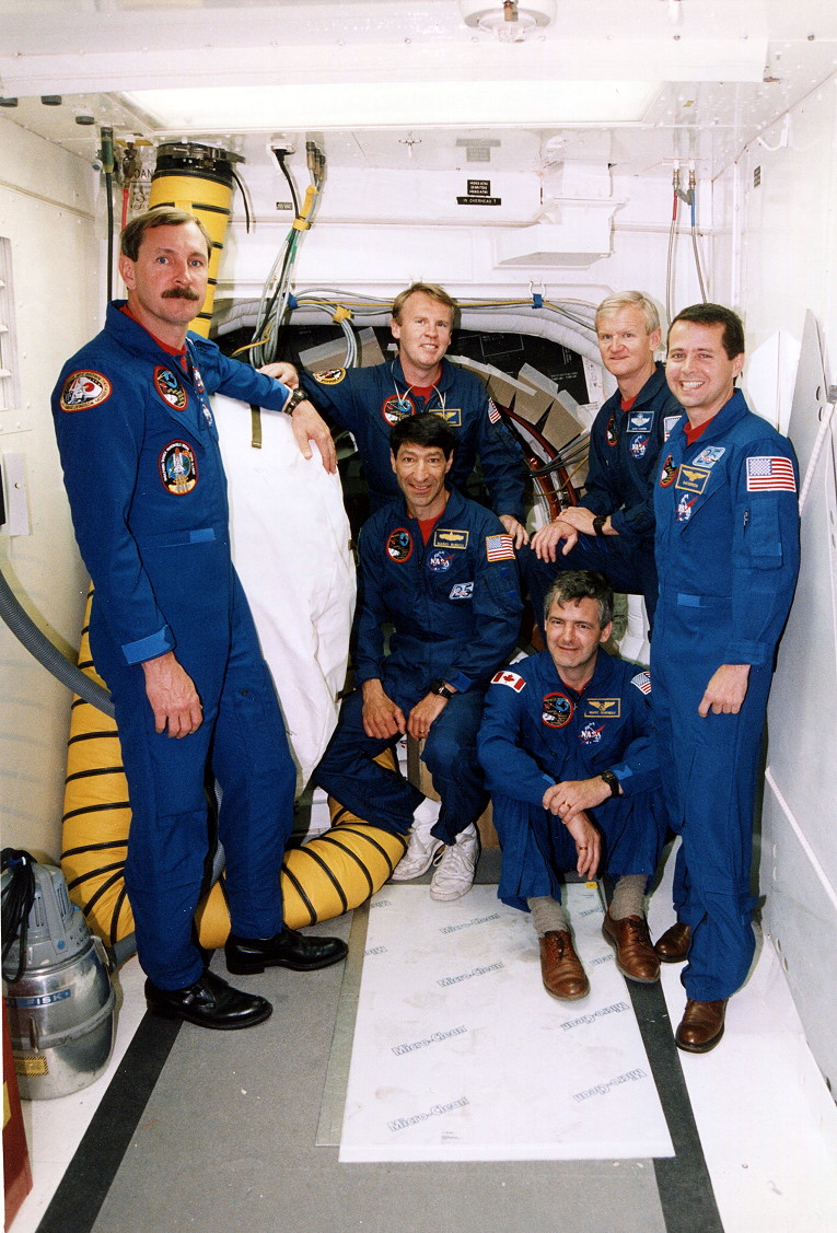 Crew STS-77