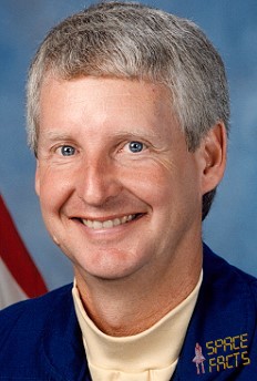 Astronaut Biography: Steven Hawley