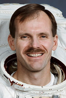 Astronautenbiographie: Steven Smith