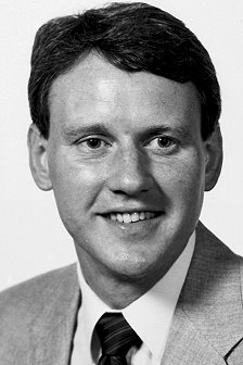 Biographies of Astronaut and Cosmonaut Candidates: Robert Foerster