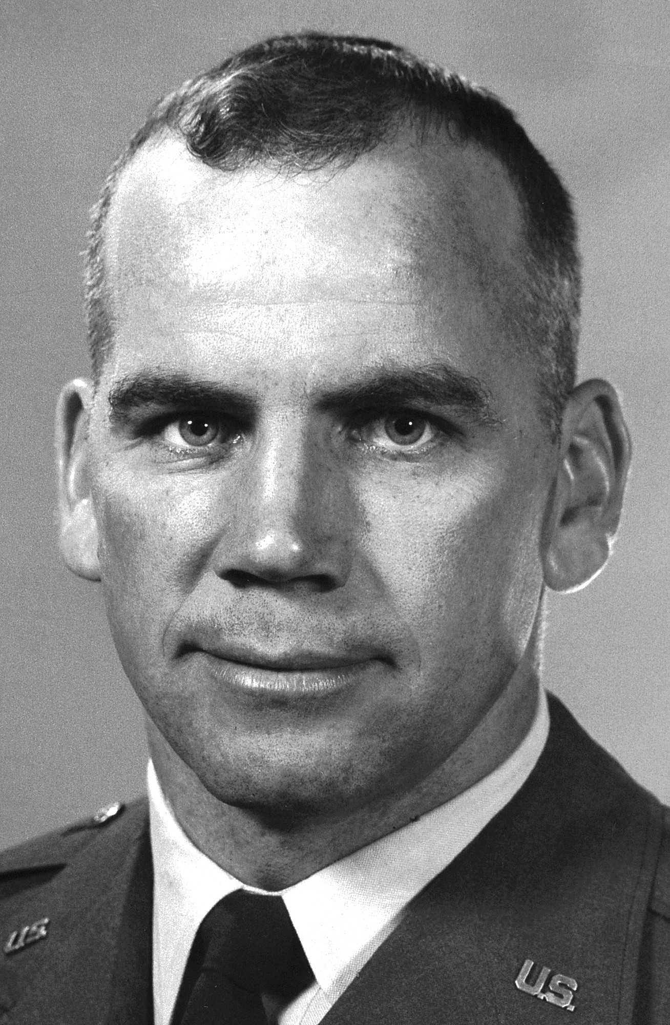 Biographies of Astronaut and Cosmonaut Candidates: Alfred Atwell