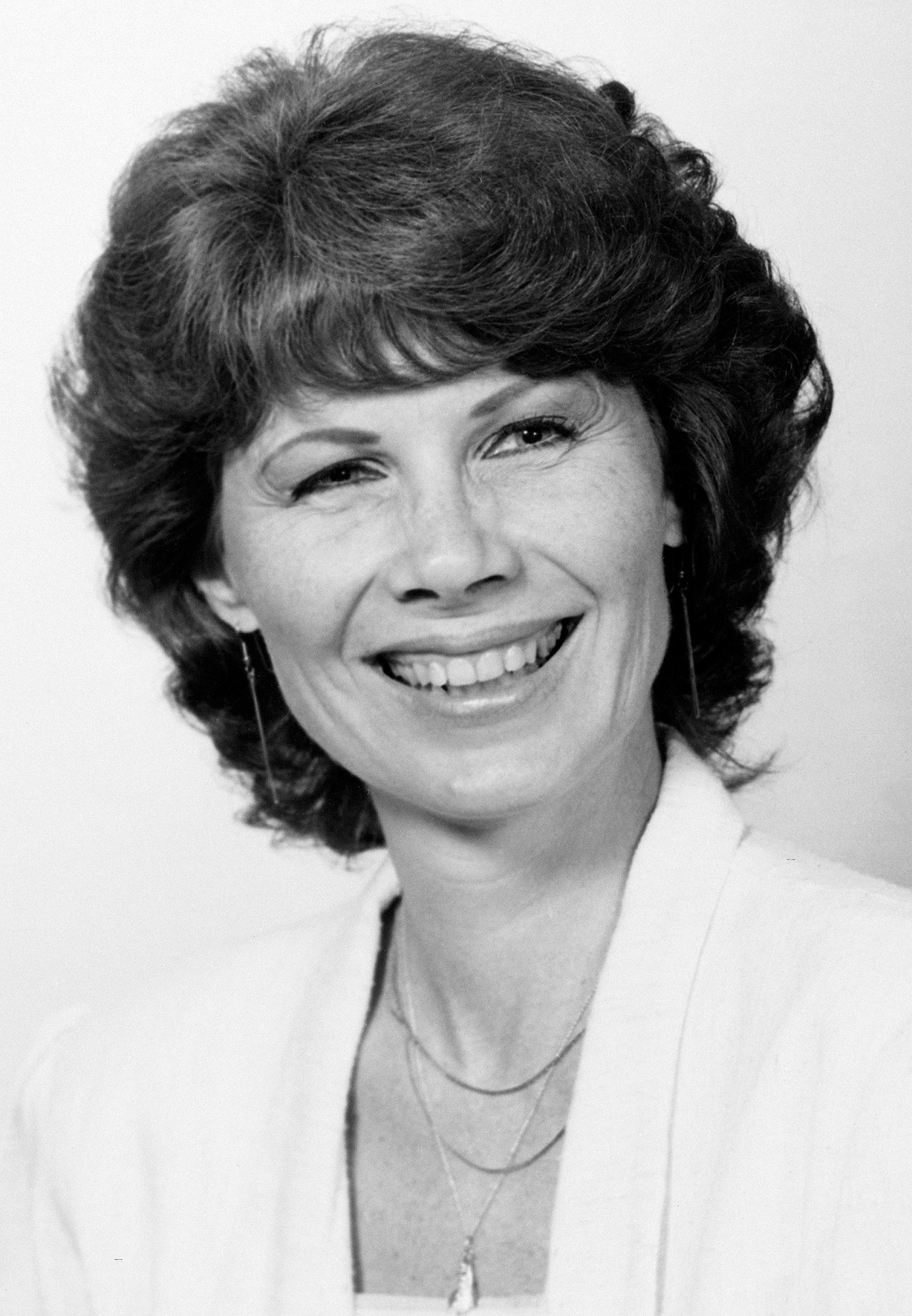 Biographies of Astronaut and Cosmonaut Candidates: Nancy Wenger