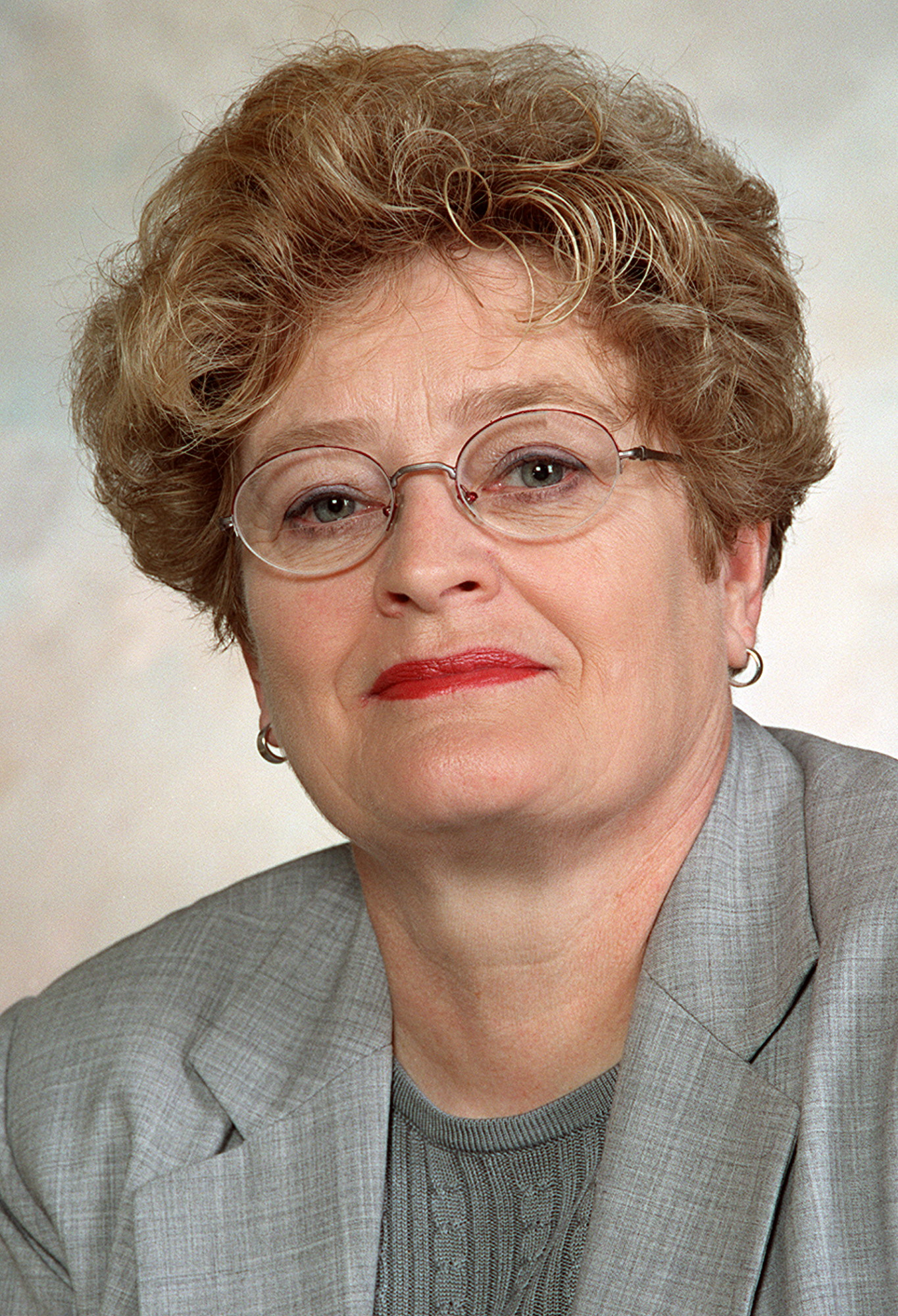 Biographies of Astronaut and Cosmonaut Candidates: Ann Whitaker