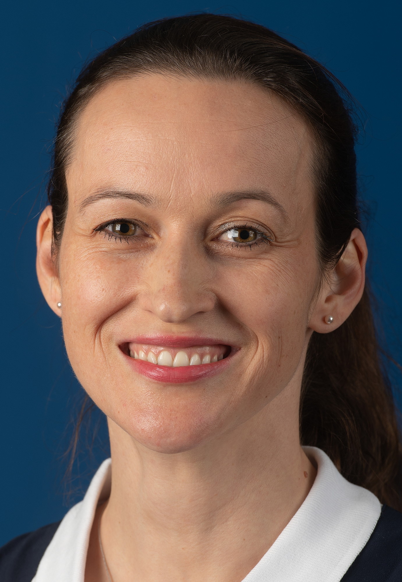 Biographies of the ESA Reserve Astronauts: Nicola Winter