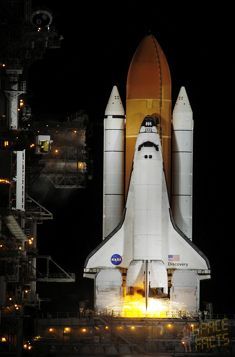 STS-116 on launch pad