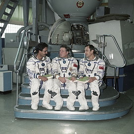 Spaceflight mission report: Soyuz TM-6