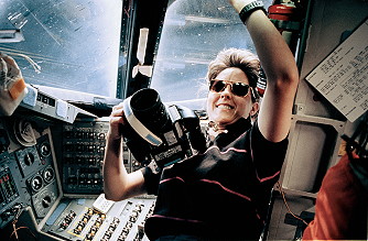 Spaceflight mission report: STS-49