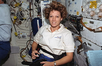 Spaceflight mission report: STS-93