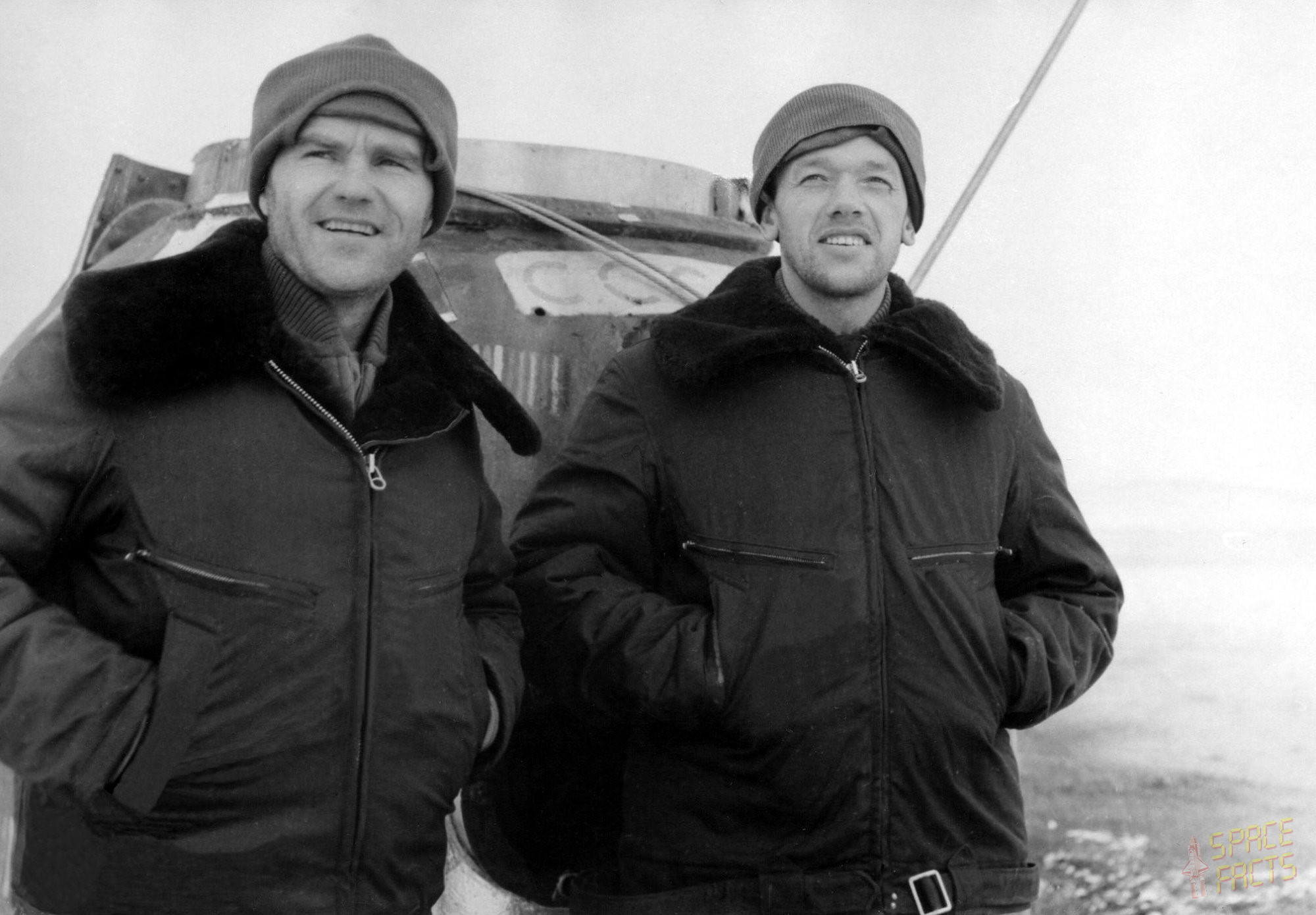 Spaceflight mission report: Soyuz 6