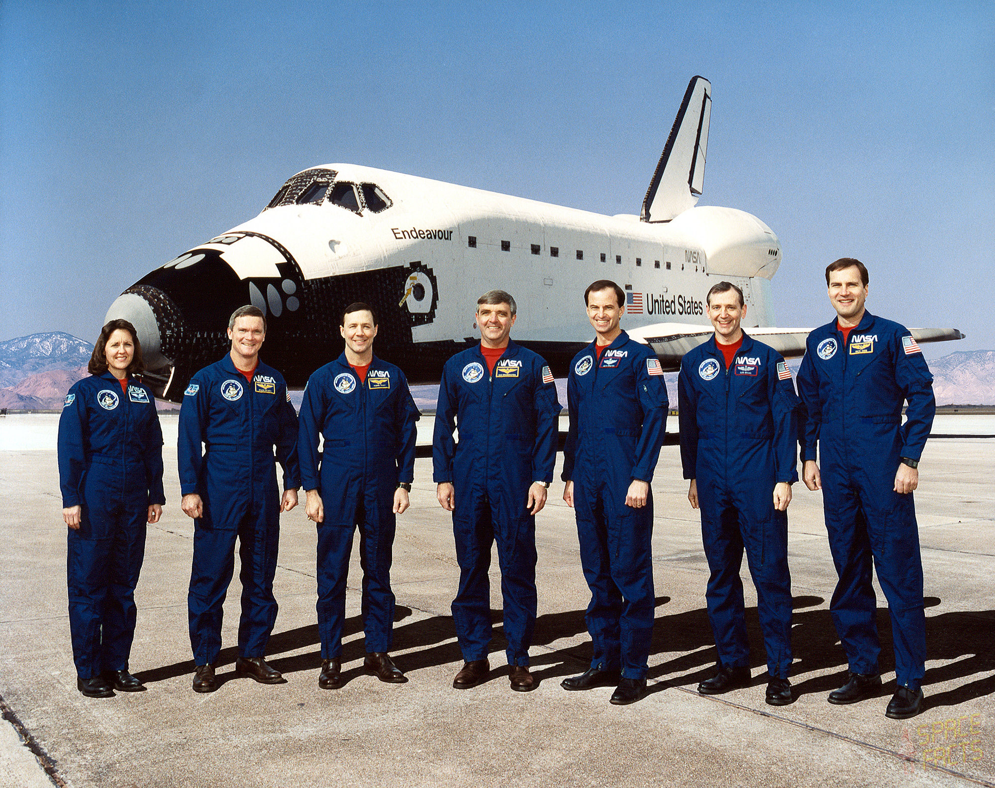 Spaceflight mission report: STS-49