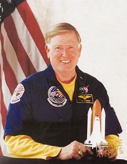 STS-61E mission patch: authentic vs. replica - collectSPACE: Messages